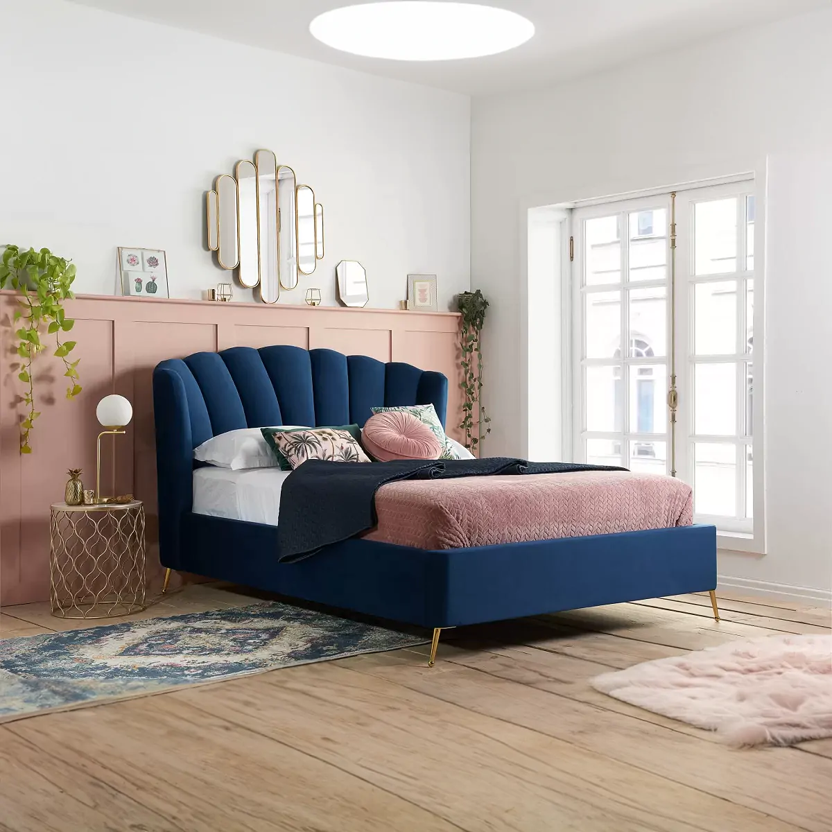 Shellie Ottoman Bed